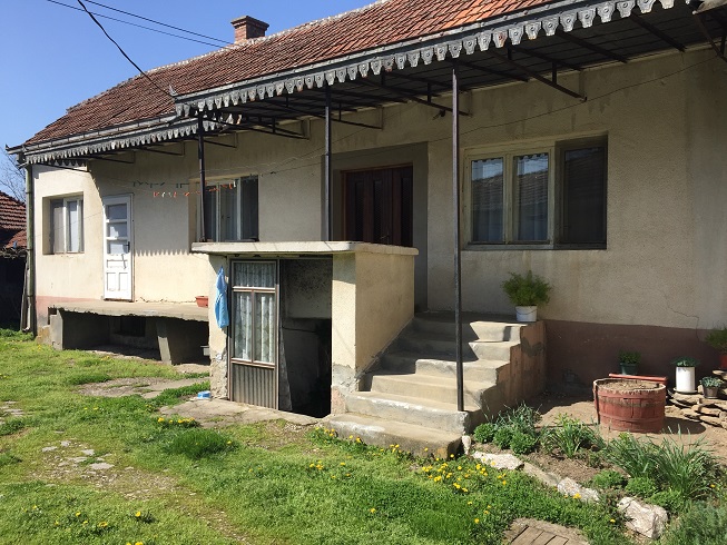 Oglas - Kuca u centru sela blizu Jagodine-Mali Popovic - 18000 ...